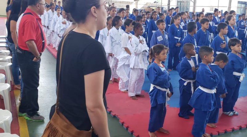 Aula inaugural do Projeto Ajudôu movimentou Escola Angelina Alves de ...