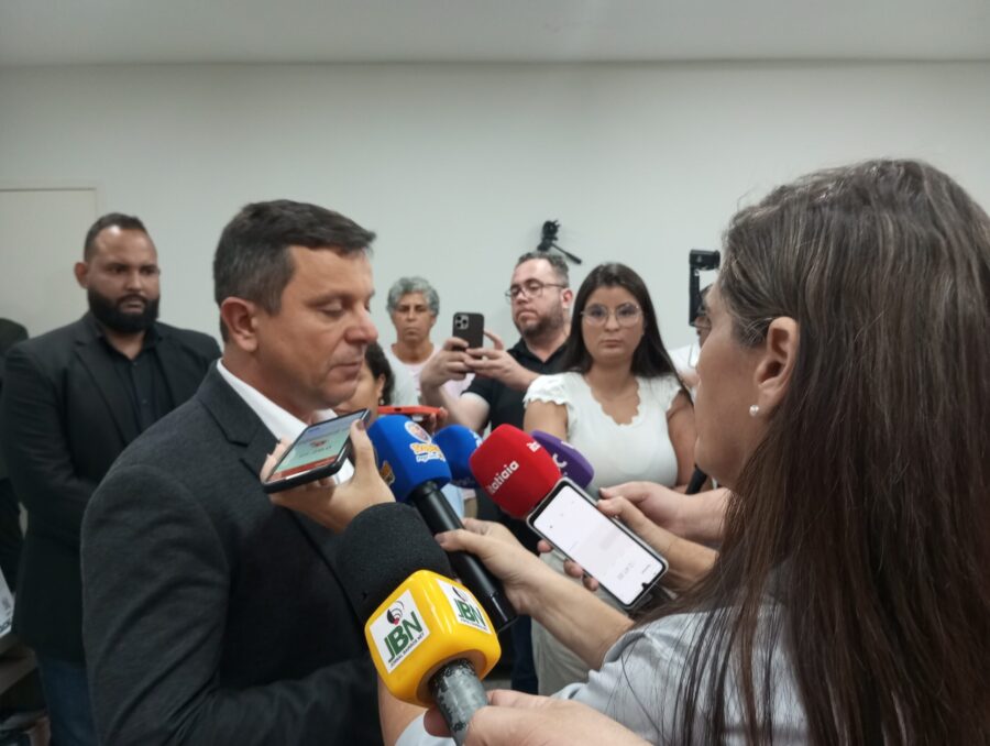 Prefeito Capitão Vitor anuncia a nova gestora do Hospital de Timóteo ...